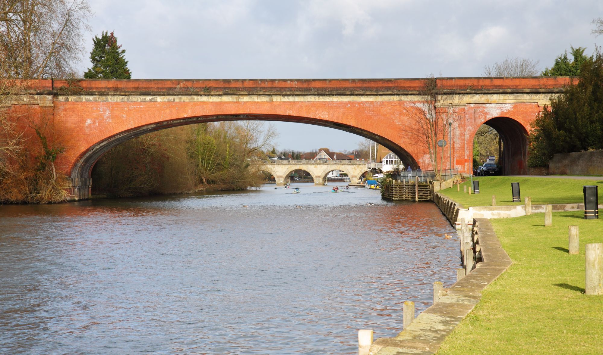Thames Path Stage 2 – Windsor - Goring | Maximum Adventure